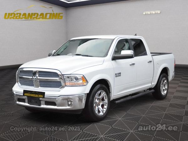 White Dodge RAM 2018 in Tallinn, with an engine capacity of 3.00 L and mileage of 105 thousand km for 29999 €, photo 3 on AUTOMOTO.COM.LV