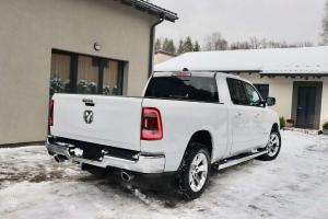 White Dodge RAM 2019 in Vilnius, with an engine capacity of 5.70 L and mileage of 87 thousand km for 34800 €, photo 5 on AUTOMOTO.COM.LV