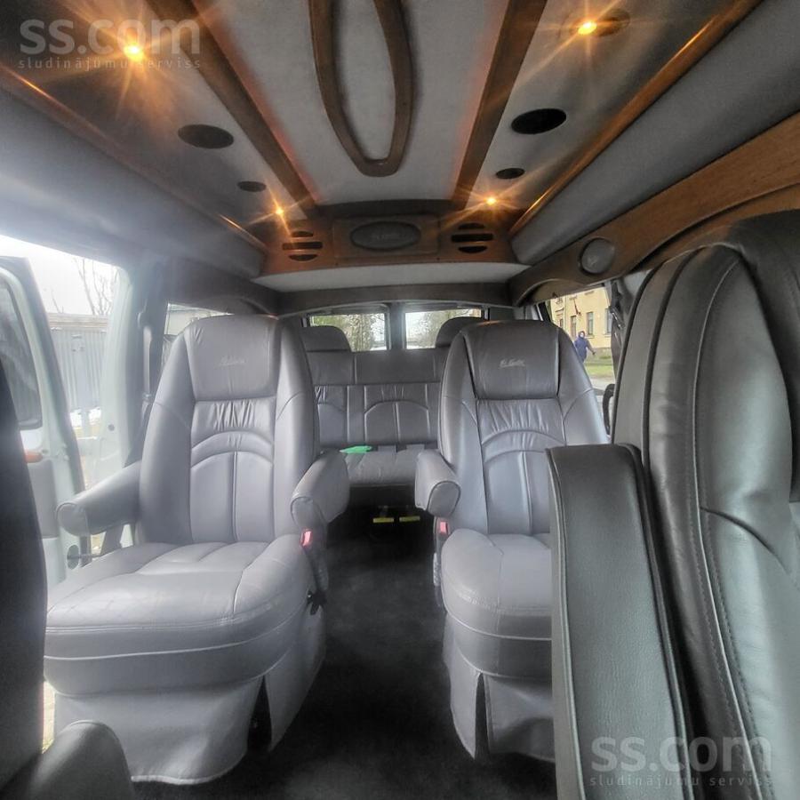 Balts Dodge RAM 1998 Rīga, ar dzinēja tilpumu 5.20 L un nobraukumu 190 tūkst. km par 18000 €, foto 12 vietnē AUTOMOTO.COM.LV