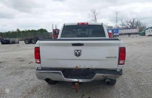 Balts Dodge RAM 2015 Viļņa, ar dzinēja tilpumu 5.65 L un nobraukumu 341 tūkst. km par 7700 €, foto 11 vietnē AUTOMOTO.COM.LV