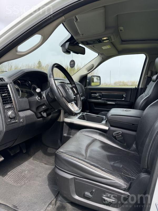 Balts Dodge RAM 2016 Rēzekne, ar dzinēja tilpumu 3.00 L un nobraukumu 255 tūkst. km par 26500 €, foto 8 vietnē AUTOMOTO.COM.LV