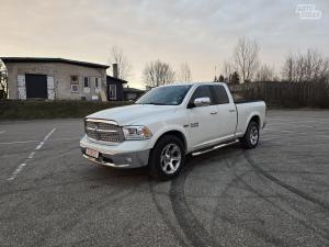 Balts Dodge RAM 2017 Alīta, ar dzinēja tilpumu 5.70 L un nobraukumu 250 tūkst. km par 18900 €, foto  vietnē AUTOMOTO.COM.LV