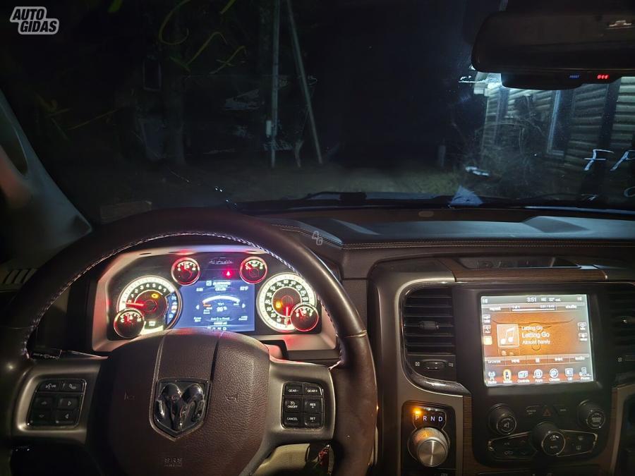 Balts Dodge RAM 2017 Alīta, ar dzinēja tilpumu 5.70 L un nobraukumu 250 tūkst. km par 18900 €, foto 11 vietnē AUTOMOTO.COM.LV