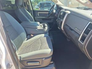 Balts Dodge RAM 2019 Šauļi, ar dzinēja tilpumu 5.65 L un nobraukumu 151 tūkst. km par 13500 €, foto 12 vietnē AUTOMOTO.COM.LV