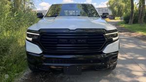 Balts Dodge RAM 2019 Klaipėda, ar dzinēja tilpumu 5.65 L un nobraukumu 101 tūkst. km par 42350 €, foto 3 vietnē AUTOMOTO.COM.LV