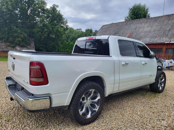 Balts Dodge RAM 2019 Biržai, ar dzinēja tilpumu 5.70 L un nobraukumu 154 tūkst. km par 26000 €, foto 5 vietnē AUTOMOTO.COM.LV
