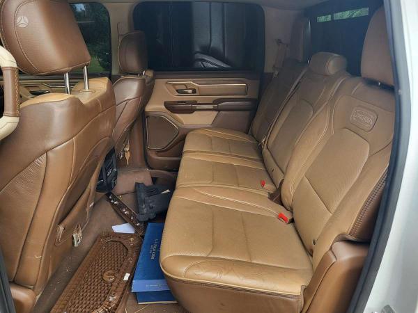 Balts Dodge RAM 2019 Biržai, ar dzinēja tilpumu 5.70 L un nobraukumu 154 tūkst. km par 26000 €, foto 7 vietnē AUTOMOTO.COM.LV