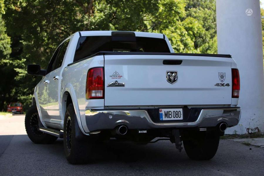 Balts Dodge RAM 2019 Viļņa, ar dzinēja tilpumu 5.70 L un nobraukumu 209 tūkst. km par 25600 €, foto 7 vietnē AUTOMOTO.COM.LV