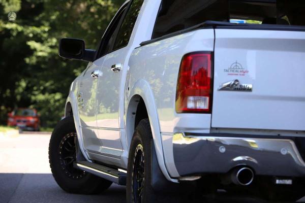 Balts Dodge RAM 2019 Viļņa, ar dzinēja tilpumu 5.70 L un nobraukumu 209 tūkst. km par 25600 €, foto 8 vietnē AUTOMOTO.COM.LV