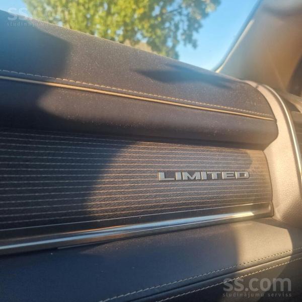 Balts Dodge RAM 2019 Rīga, ar dzinēja tilpumu 5.70 L un nobraukumu 103 tūkst. km par 40000 €, foto 4 vietnē AUTOMOTO.COM.LV