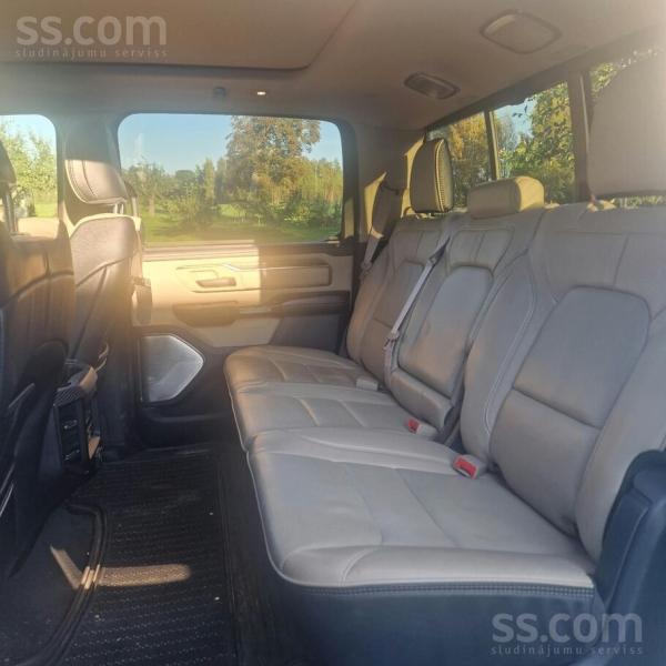 Balts Dodge RAM 2019 Rīga, ar dzinēja tilpumu 5.70 L un nobraukumu 103 tūkst. km par 40000 €, foto 8 vietnē AUTOMOTO.COM.LV