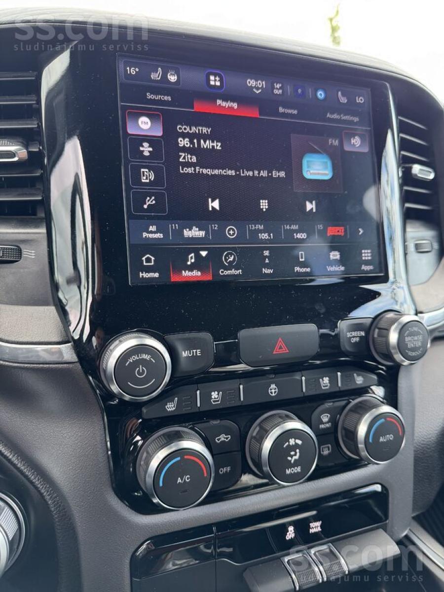 Balts Dodge RAM 2023 Liepāja, ar dzinēja tilpumu 5.70 L un nobraukumu 23 tūkst. km par 47900 €, foto 16 vietnē AUTOMOTO.COM.LV