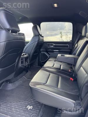 Balts Dodge RAM 2023 Liepāja, ar dzinēja tilpumu 5.70 L un nobraukumu 23 tūkst. km par 47900 €, foto 18 vietnē AUTOMOTO.COM.LV