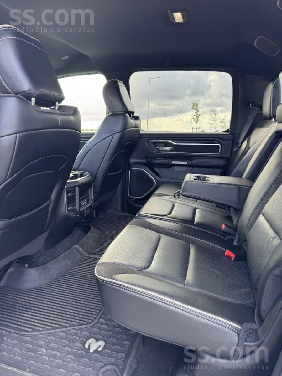Balts Dodge RAM 2023 Liepāja, ar dzinēja tilpumu 5.70 L un nobraukumu 23 tūkst. km par 47900 €, foto 18 vietnē AUTOMOTO.COM.LV