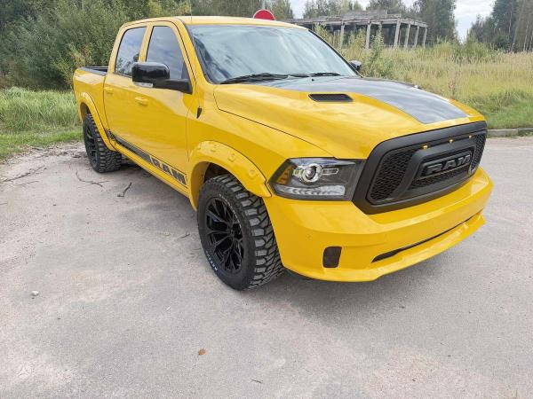 Dzeltens Dodge RAM 2016 Plungė, ar dzinēja tilpumu 5.70 L un nobraukumu 131 tūkst. km par 31460 €, foto 3 vietnē AUTOMOTO.COM.LV