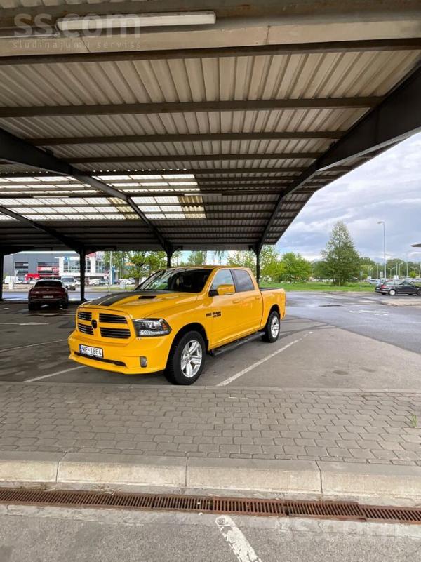 Dzeltens Dodge RAM 2016 Rīga, ar dzinēja tilpumu 5.70 L un nobraukumu 185 tūkst. km par 34200 €, foto 1 vietnē AUTOMOTO.COM.LV