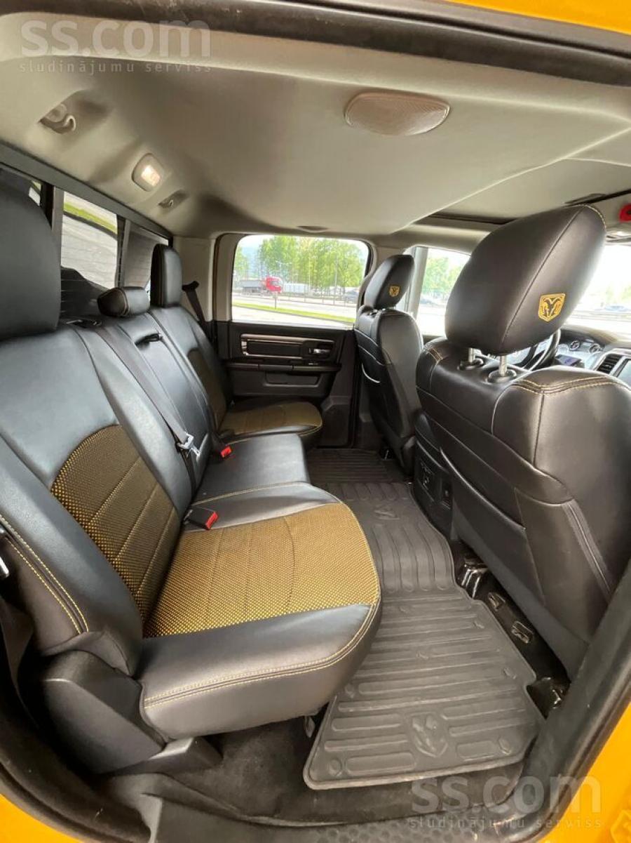 Yellow Dodge RAM 2016 in Riga, with an engine capacity of 5.70 L and mileage of 185 thousand km for 34200 €, photo 11 on AUTOMOTO.COM.LV