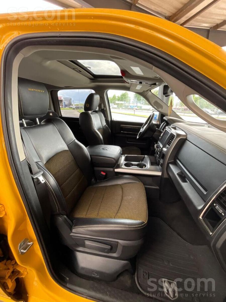 Yellow Dodge RAM 2016 in Riga, with an engine capacity of 5.70 L and mileage of 185 thousand km for 34200 €, photo 17 on AUTOMOTO.COM.LV