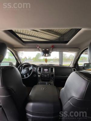 Yellow Dodge RAM 2016 in Riga, with an engine capacity of 5.70 L and mileage of 185 thousand km for 34200 €, photo 30 on AUTOMOTO.COM.LV