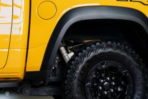 Yellow Dodge RAM 2023 in Vilnius, with an engine capacity of 6.16 L and mileage of 16 thousand km for 119999 €, photo 14 on AUTOMOTO.COM.LV