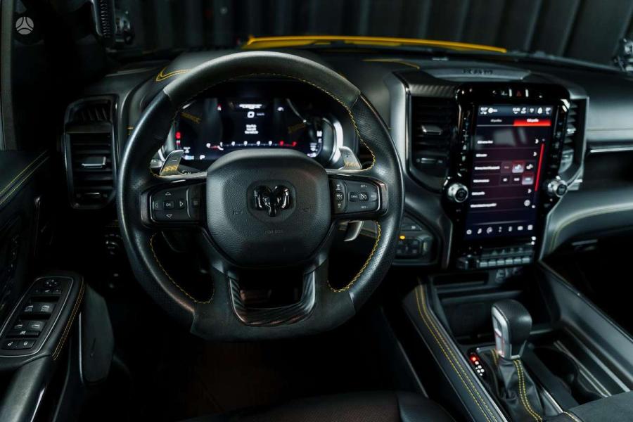 Yellow Dodge RAM 2023 in Vilnius, with an engine capacity of 6.16 L and mileage of 16 thousand km for 119999 €, photo 28 on AUTOMOTO.COM.LV