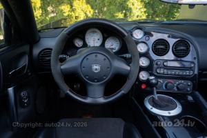 Black Dodge Viper 2006 in Tallinn, with an engine capacity of 8.30 L and mileage of 57 thousand km for 42900 €, photo 8 on AUTOMOTO.COM.LV