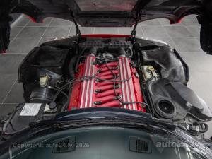 Red Dodge Viper 2000 in Tallinn, with an engine capacity of 8.00 L and mileage of 39 thousand km for 52900 €, photo 14 on AUTOMOTO.COM.LV