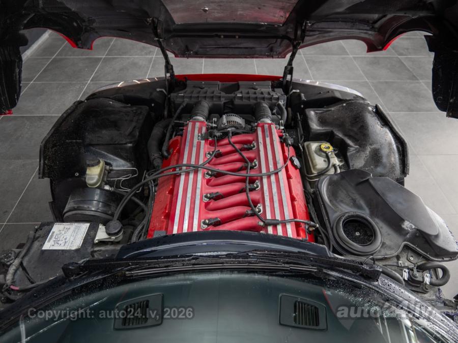 Red Dodge Viper 2000 in Tallinn, with an engine capacity of 8.00 L and mileage of 39 thousand km for 52900 €, photo 14 on AUTOMOTO.COM.LV