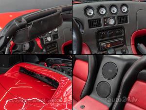 Red Dodge Viper 2000 in Tallinn, with an engine capacity of 8.00 L and mileage of 39 thousand km for 52900 €, photo 15 on AUTOMOTO.COM.LV