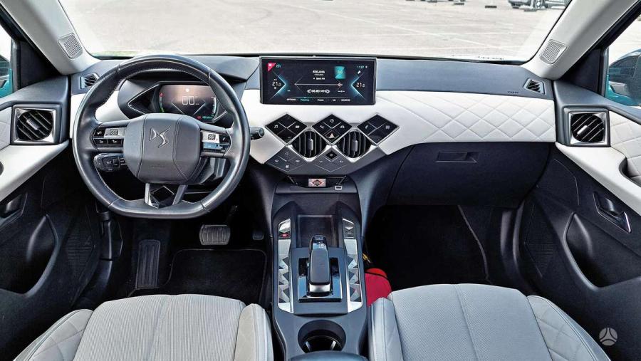 Синий DS 3 Crossback 2021 в Вильнюс, объемом двигателя 0.00 л и пробегом 52 тыс. км за 18500 €, фото 16 на AUTOMOTO.COM.LV