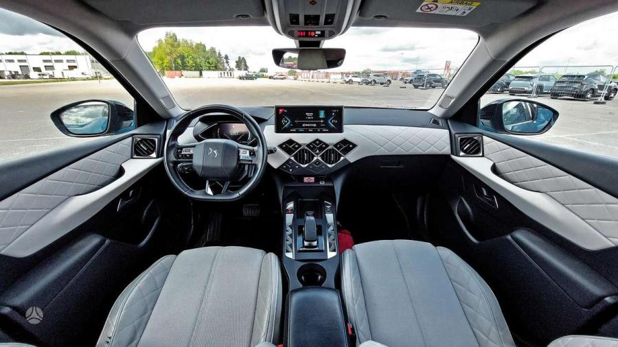 Blue DS 3-crossback 2021 in Vilnius, with an engine capacity of 0.00 L and mileage of 54 thousand km for 18000 €, photo 18 on AUTOMOTO.COM.LV