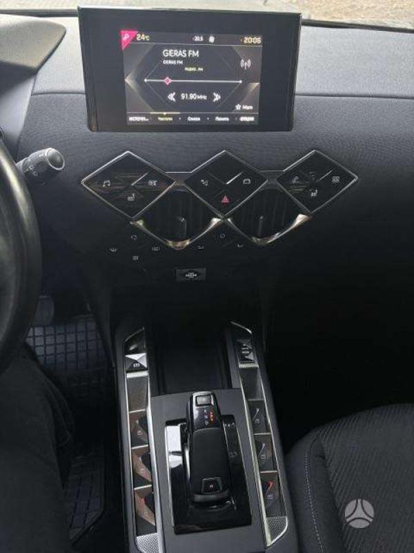 Pelēks DS 3-crossback 2020 Jonava, ar dzinēja tilpumu 1.20 L un nobraukumu 210 tūkst. km par 10650 €, foto 8 vietnē AUTOMOTO.COM.LV