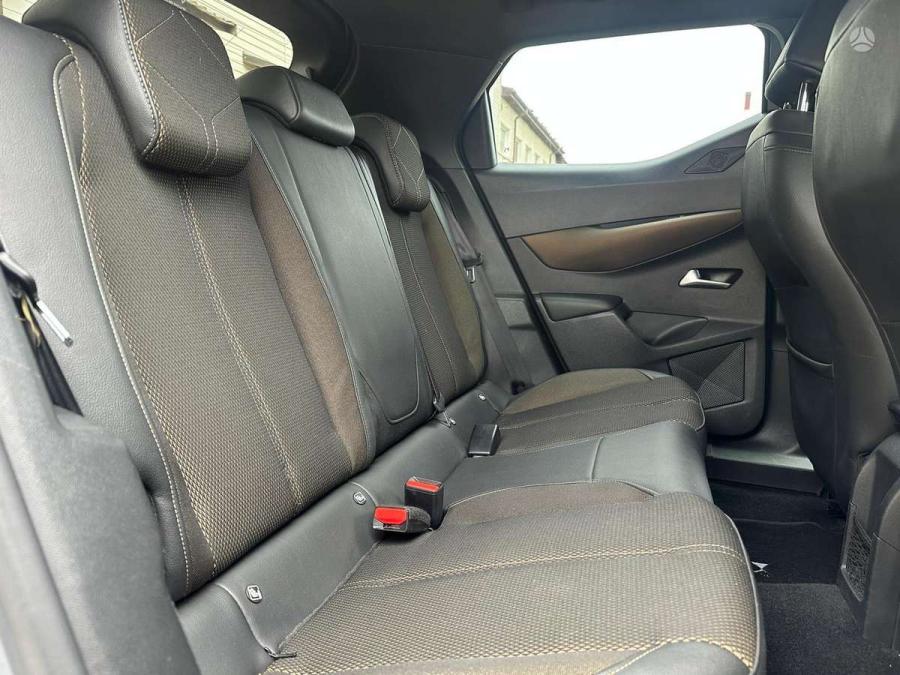 Серый DS 3 Crossback 2019 в Вильнюс, объемом двигателя 1.50 л и пробегом 207 тыс. км за 9050 €, фото 27 на AUTOMOTO.COM.LV