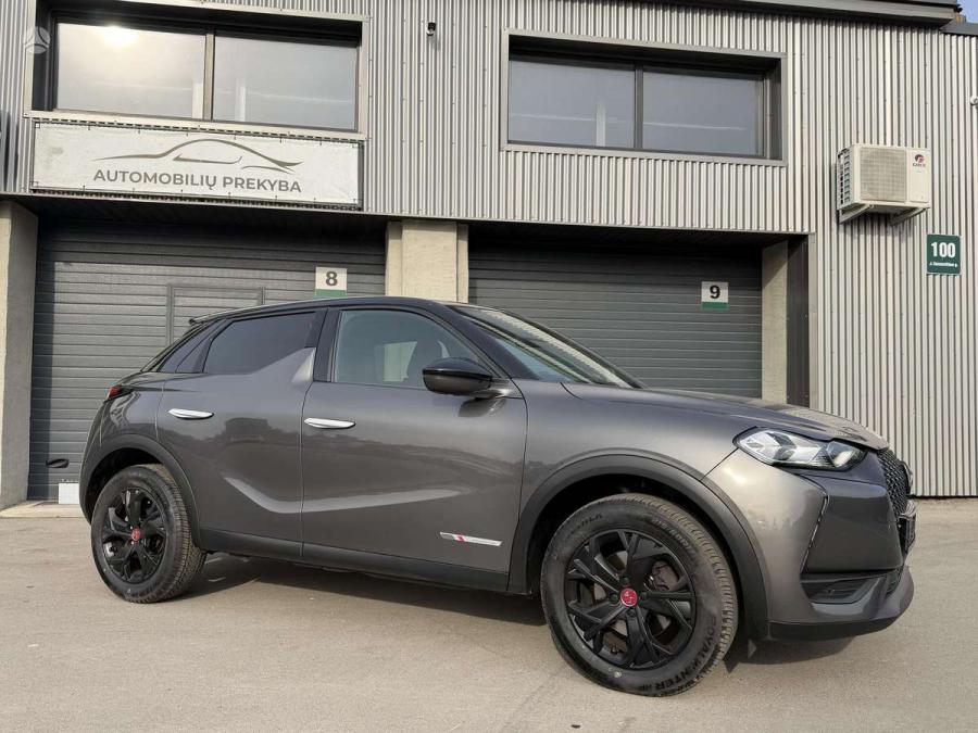 Grey DS 3-crossback 2019 in Siauliai, with an engine capacity of 1.20 L and mileage of 225 thousand km for 9200 €, photo 4 on AUTOMOTO.COM.LV