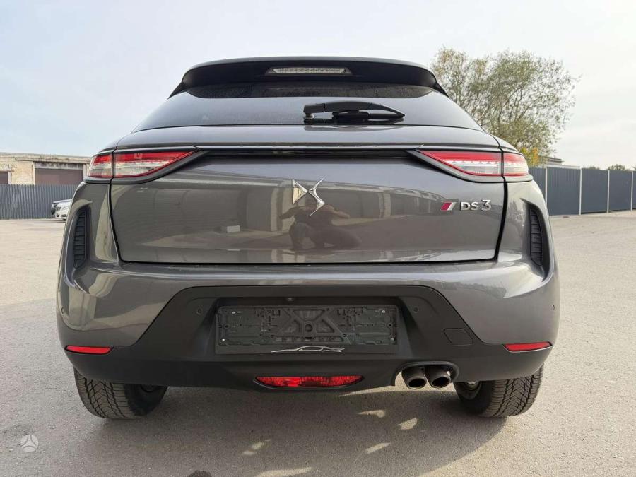 Grey DS 3-crossback 2019 in Siauliai, with an engine capacity of 1.20 L and mileage of 225 thousand km for 9200 €, photo 7 on AUTOMOTO.COM.LV