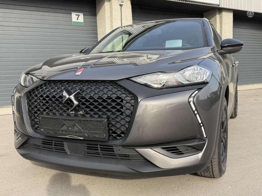 Grey DS 3-crossback 2019 in Siauliai, with an engine capacity of 1.20 L and mileage of 225 thousand km for 9200 €, photo 13 on AUTOMOTO.COM.LV