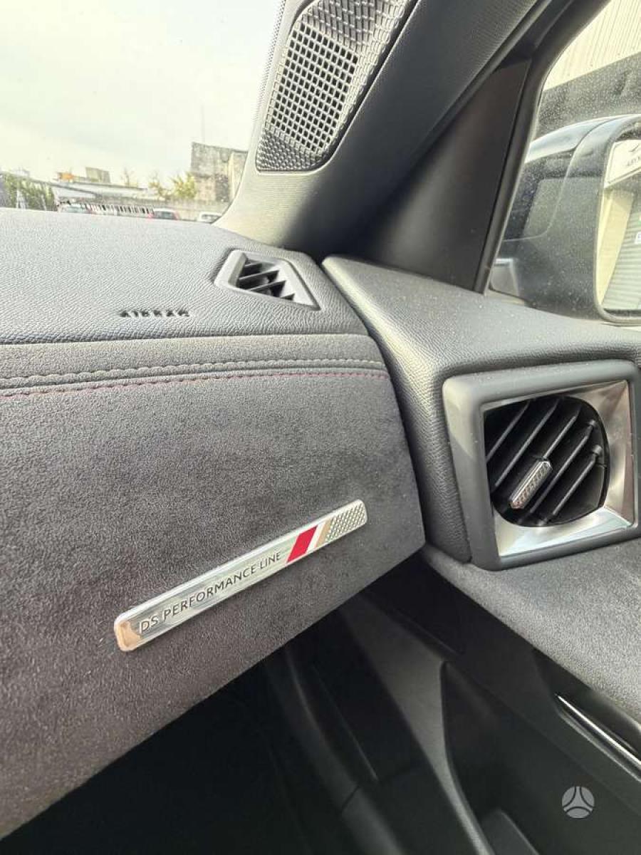 Grey DS 3-crossback 2019 in Siauliai, with an engine capacity of 1.20 L and mileage of 225 thousand km for 9200 €, photo 20 on AUTOMOTO.COM.LV