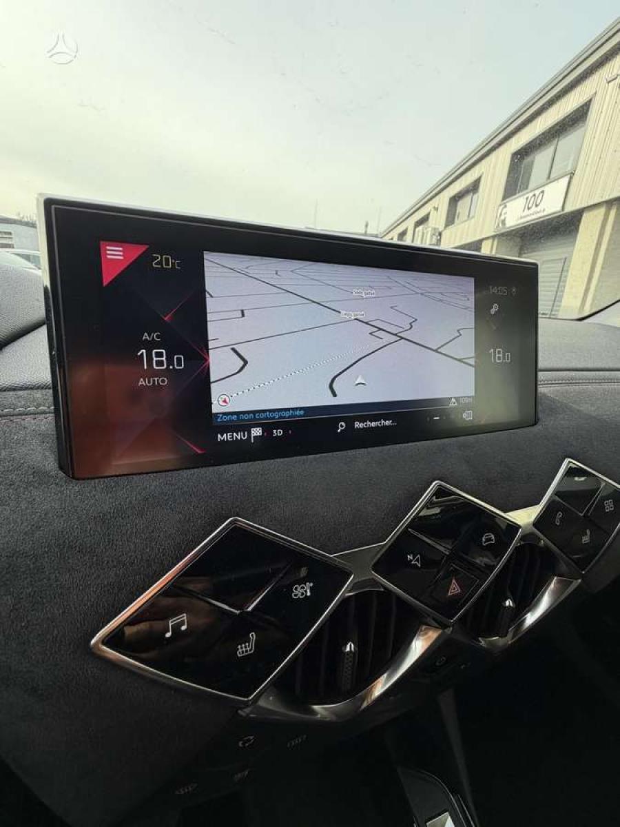 Grey DS 3-crossback 2019 in Siauliai, with an engine capacity of 1.20 L and mileage of 225 thousand km for 9200 €, photo 24 on AUTOMOTO.COM.LV