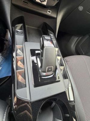 Grey DS 3-crossback 2019 in Siauliai, with an engine capacity of 1.20 L and mileage of 225 thousand km for 9200 €, photo 29 on AUTOMOTO.COM.LV