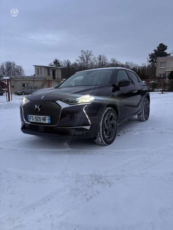 Красный DS 3 Crossback 2020 в Пренай, объемом двигателя 1.20 л и пробегом 105 тыс. км за 15250 €, фото 1 на AUTOMOTO.COM.LV