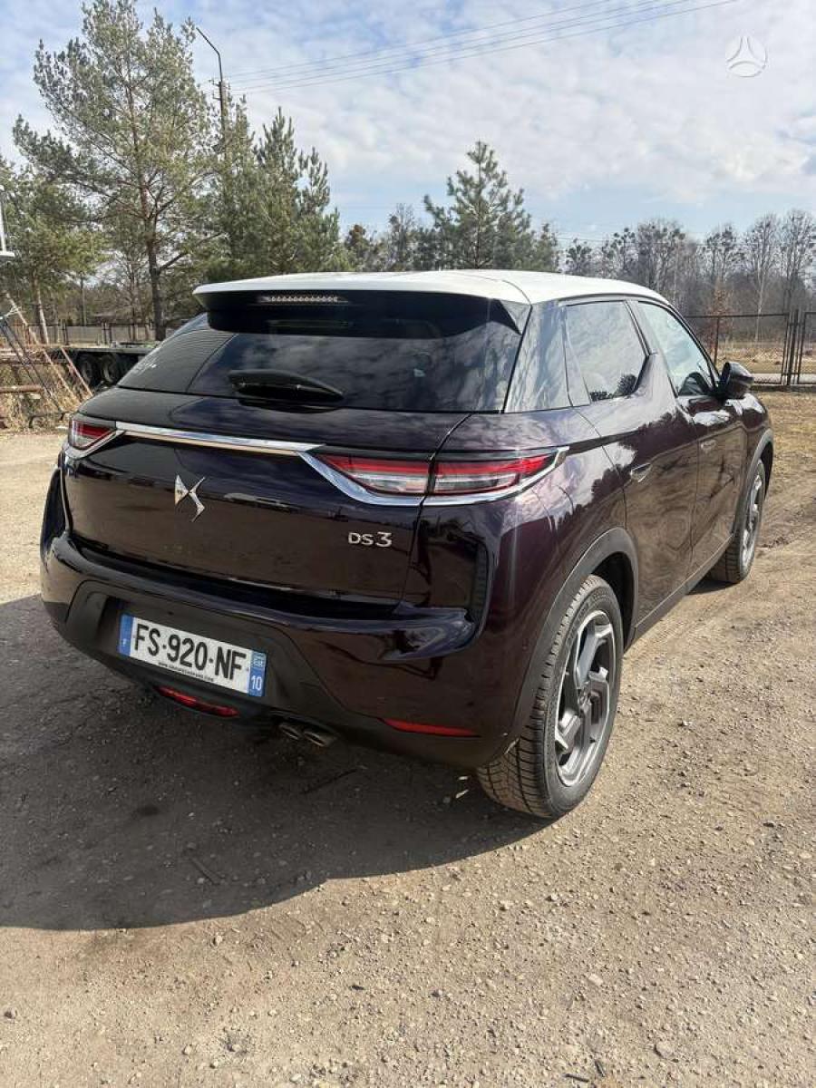 Red DS 3-crossback 2020 in Prienai, with an engine capacity of 1.20 L and mileage of 107 thousand km for 11750 €, photo 1 on AUTOMOTO.COM.LV