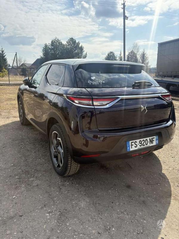 Sarkans DS 3-crossback 2020 Prienai, ar dzinēja tilpumu 1.20 L un nobraukumu 107 tūkst. km par 11750 €, foto 6 vietnē AUTOMOTO.COM.LV