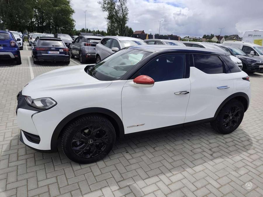 Balts DS 3-crossback 2019 Tauragė, ar dzinēja tilpumu 1.20 L un nobraukumu 227 tūkst. km par 9438 €, foto 1 vietnē AUTOMOTO.COM.LV