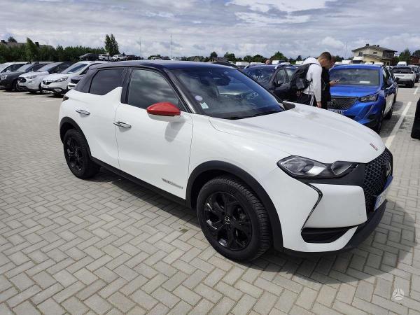 Balts DS 3-crossback 2019 Tauragė, ar dzinēja tilpumu 1.20 L un nobraukumu 227 tūkst. km par 9438 €, foto 2 vietnē AUTOMOTO.COM.LV