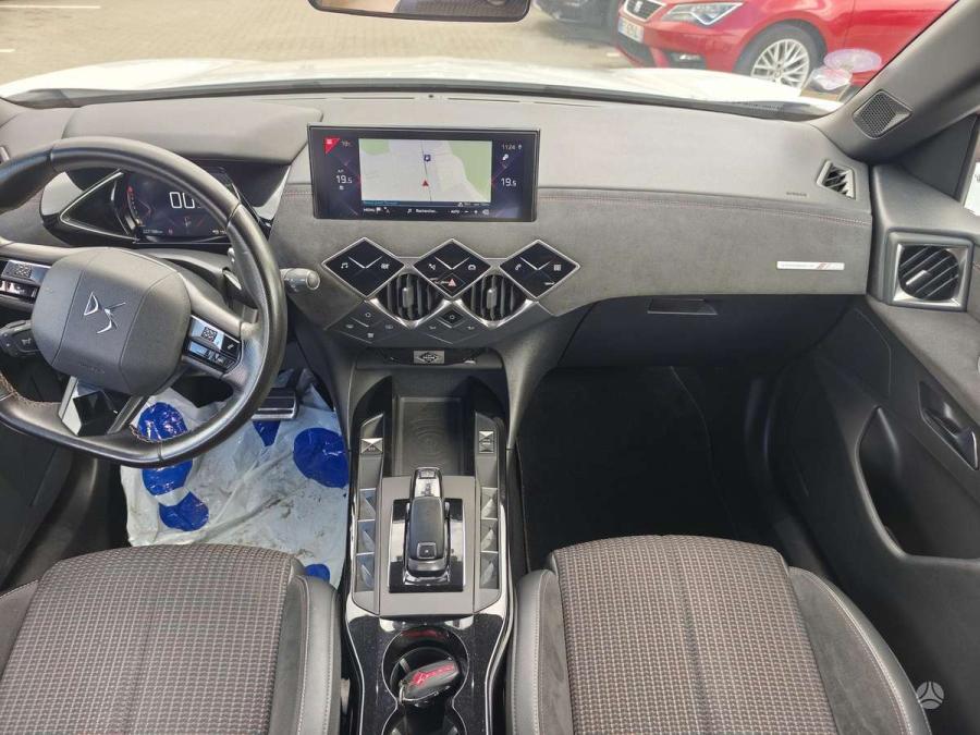 Balts DS 3-crossback 2019 Tauragė, ar dzinēja tilpumu 1.20 L un nobraukumu 227 tūkst. km par 9438 €, foto 9 vietnē AUTOMOTO.COM.LV
