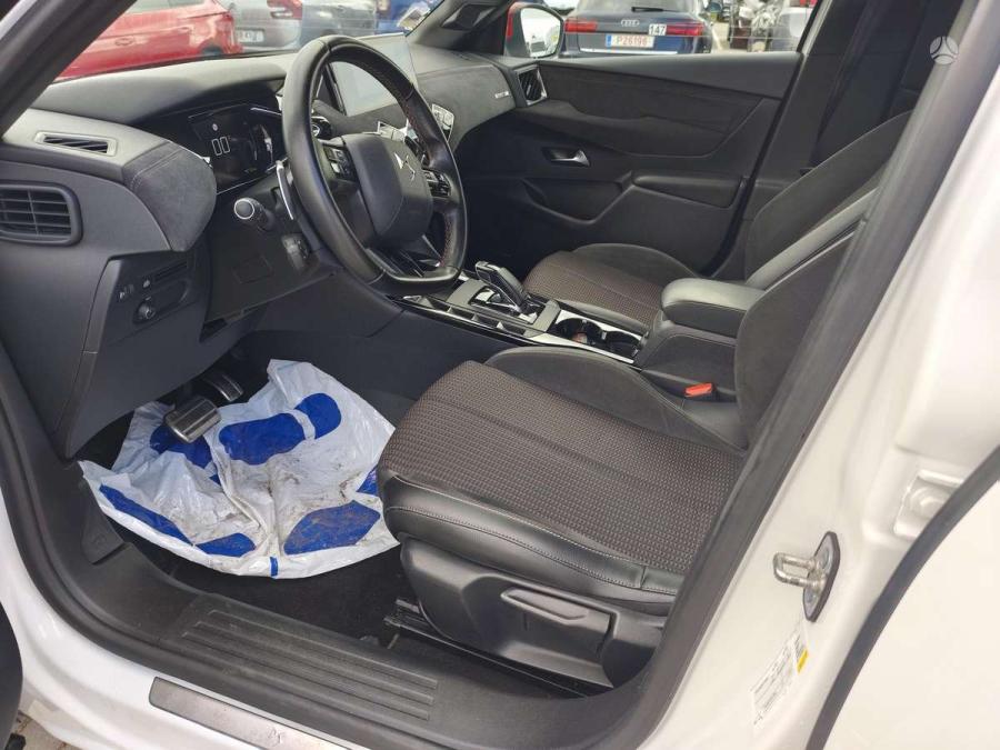 Balts DS 3-crossback 2019 Tauragė, ar dzinēja tilpumu 1.20 L un nobraukumu 227 tūkst. km par 9438 €, foto 10 vietnē AUTOMOTO.COM.LV