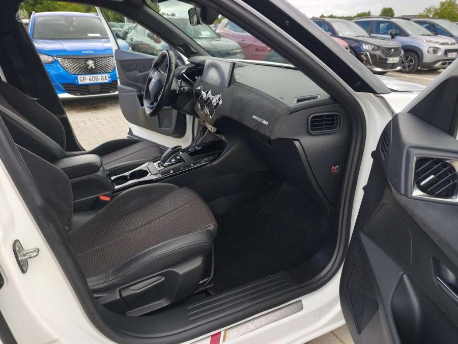 Balts DS 3-crossback 2019 Tauragė, ar dzinēja tilpumu 1.20 L un nobraukumu 227 tūkst. km par 9438 €, foto 20 vietnē AUTOMOTO.COM.LV
