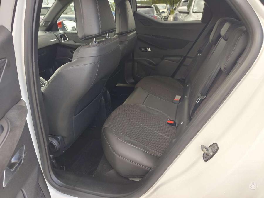 Balts DS 3-crossback 2019 Tauragė, ar dzinēja tilpumu 1.20 L un nobraukumu 227 tūkst. km par 9438 €, foto 23 vietnē AUTOMOTO.COM.LV