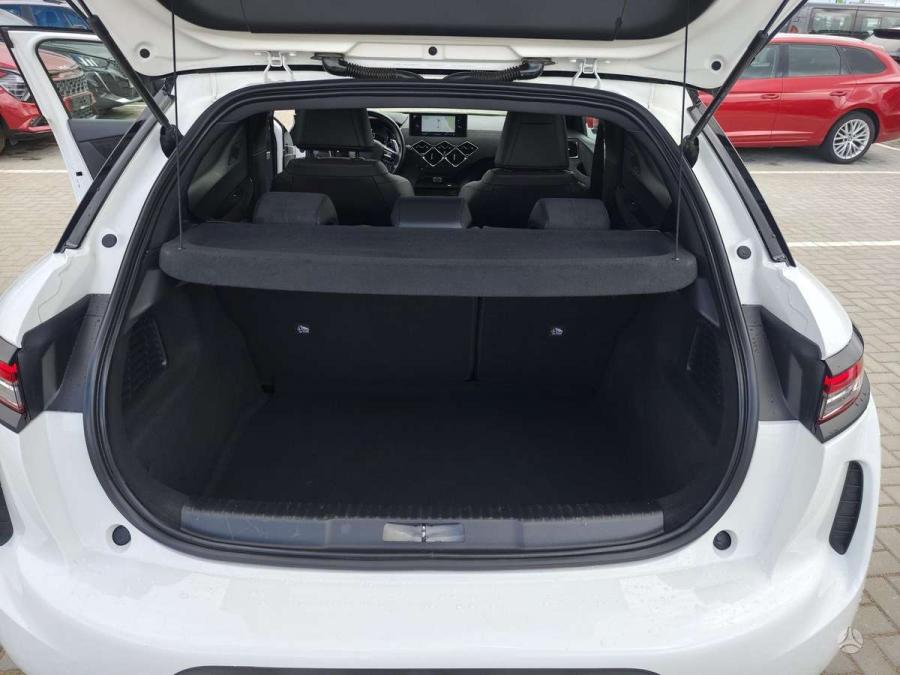 Balts DS 3-crossback 2019 Tauragė, ar dzinēja tilpumu 1.20 L un nobraukumu 227 tūkst. km par 9438 €, foto 24 vietnē AUTOMOTO.COM.LV