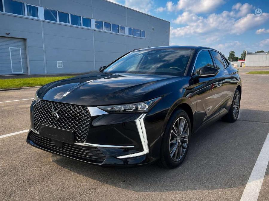 Melns DS 4 2022 Marijampole, ar dzinēja tilpumu 1.20 L un nobraukumu 79 tūkst. km par 16456 €, foto 1 vietnē AUTOMOTO.COM.LV